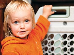 Child safety: How to prevent falls - Mayo Clinic