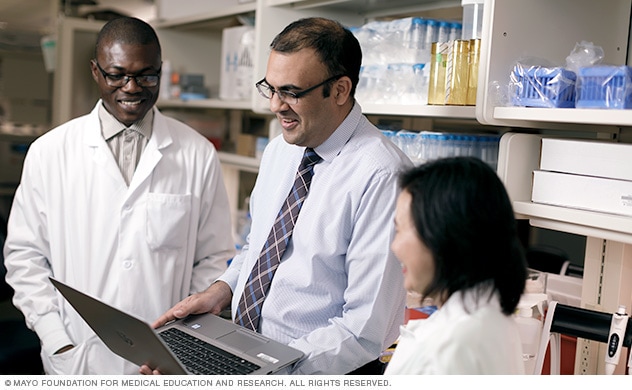 Cholangiocarcinoma (bile duct cancer) - Doctors and departments - Mayo ...